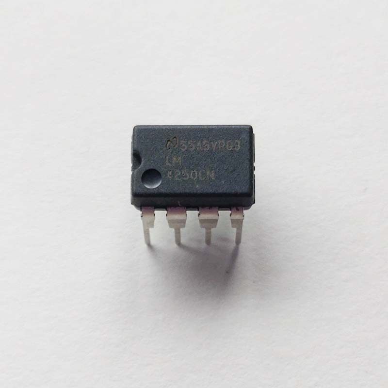 LM4250CN